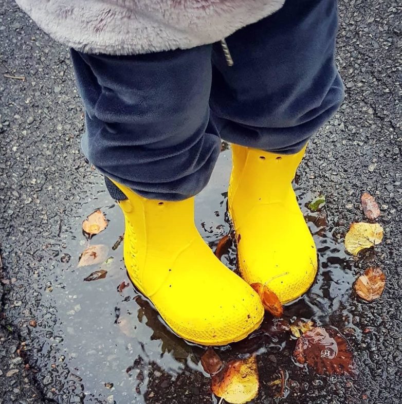 The Best Yellow Rain Boots For Toddlers - The Mood Guide