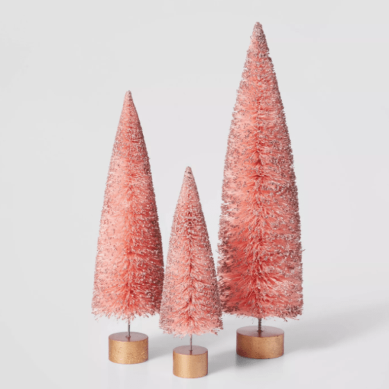 The Cutest Pink Christmas Decorations To Make Your Dreams Come True ...