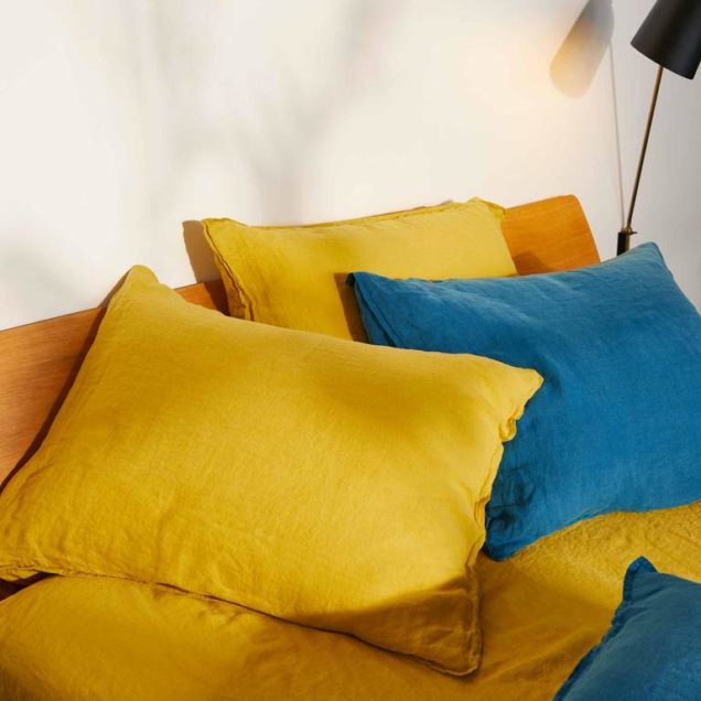 Yellow Mustard & Dark Green Bedding For An Inspiring Bedroom & Bold ...