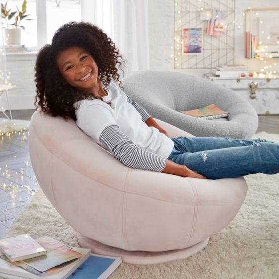 The Coziest Pink Comfy Chairs To Unwind Like A Princess