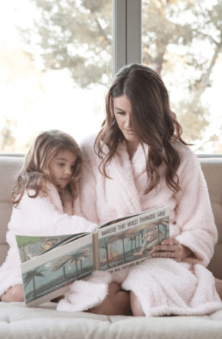 Top 5 Comfy Pink Fluffy Robes That Feel Like Wearing a Snuggly Blankie ...
