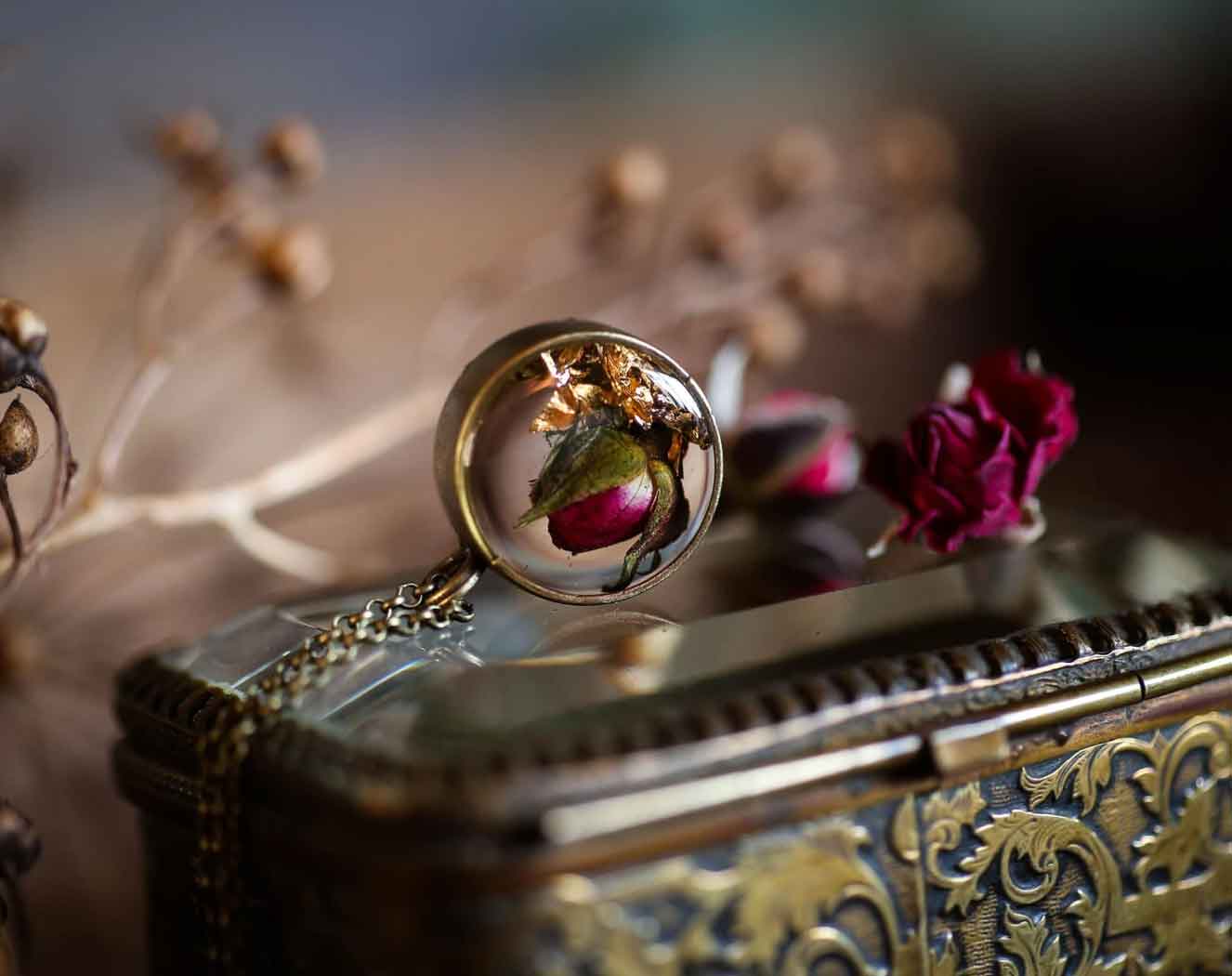 Cottagecore Gift Ideas Inspired by Nature - The Mood Guide