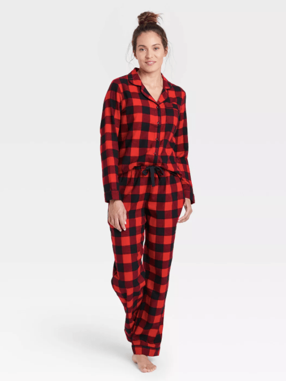 Plaid Flannel Pajamas To Set The Wood Cabin Mood - The Mood Guide