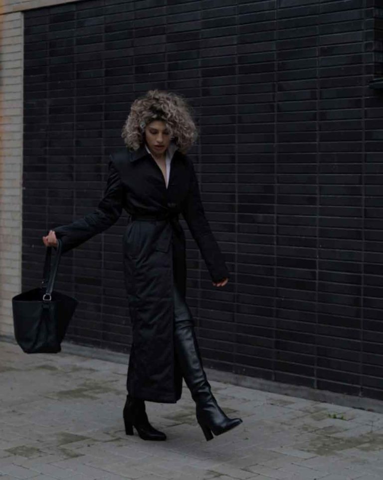 Incorporating the Dark Chic Black Aesthetic into your Lifestyle - The ...