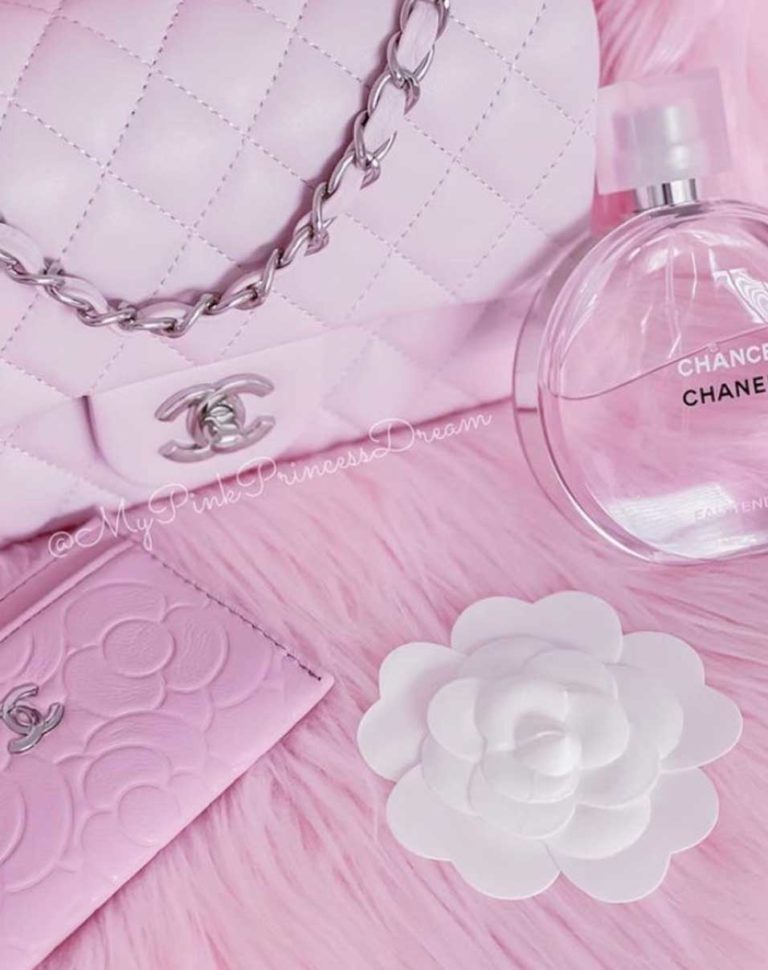 Best Sweet and Floral Pink Perfumes in Magical Pink Perfume Bottles ...
