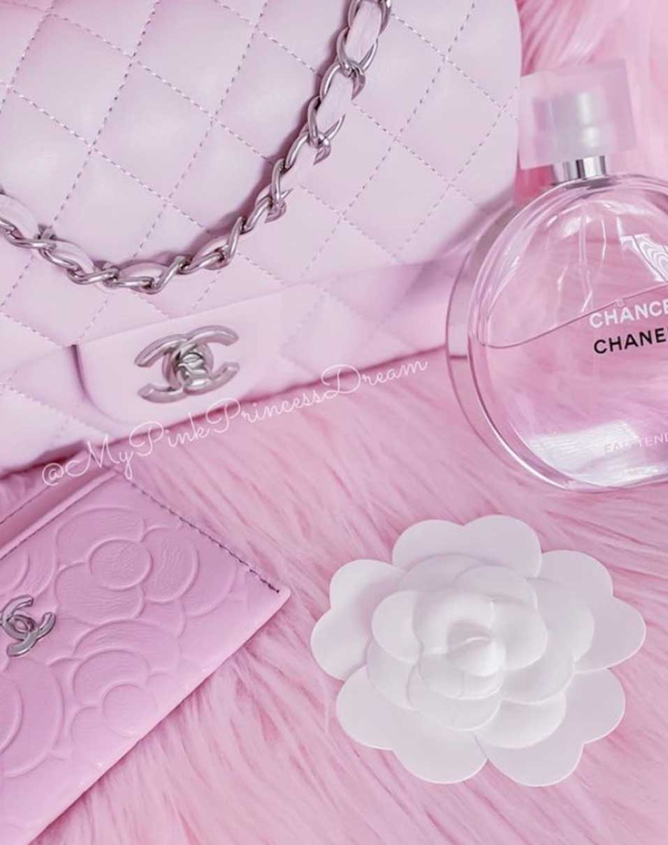 Best Sweet and Floral Pink Perfumes in Magical Pink Perfume Bottles