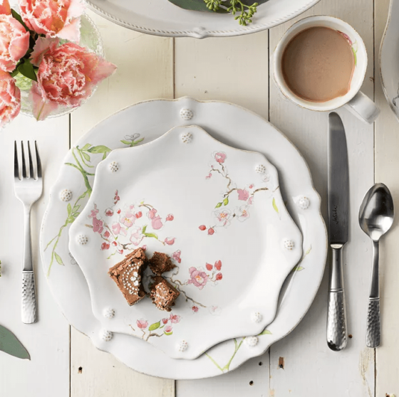 Floral Dinnerware Sets To Create an Enchanting Garden Tablescape - The ...