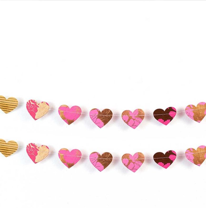 Romantic Heart Decor Ideas, Cookware & Dinnerware sets to set the mood ...