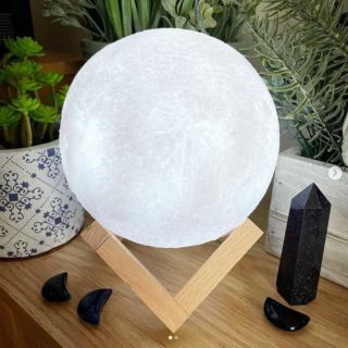 The Best Moon Lamps To Set An Enchanting Mood In Any Room - The Mood Guide