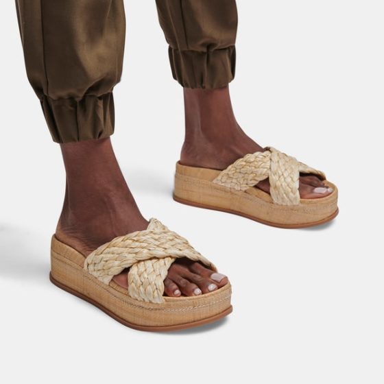 Raffia Sandals To Set A Natural Mood To Your Outfits - The Mood Guide