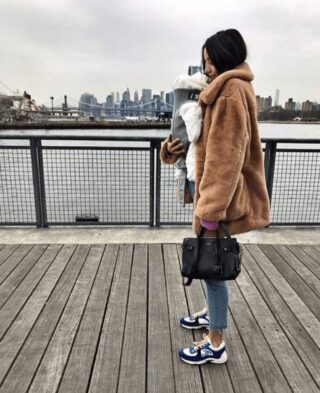 Best Baby Carriers For Newborns & Amazing Postpartum Style Inspo From ...