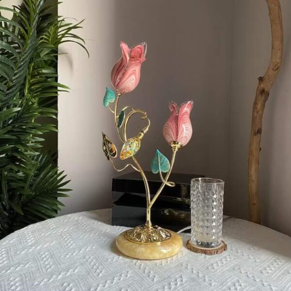 The Cutest Pink Table Lamps