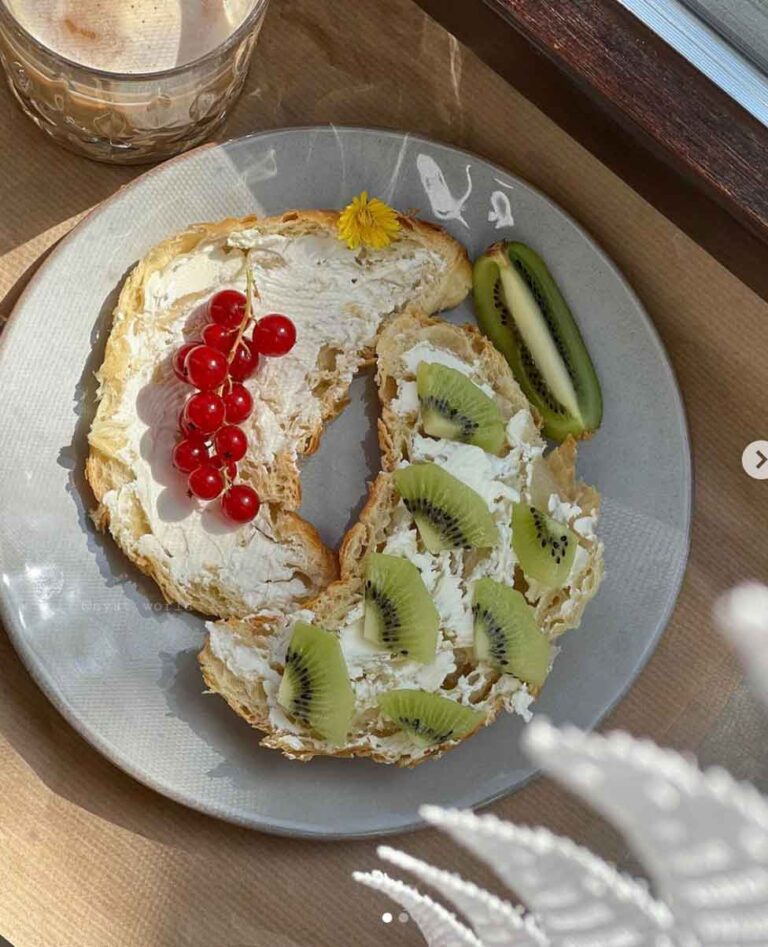 Aesthetic Breakfast Ideas for Your Slow Mornings - The Mood Guide