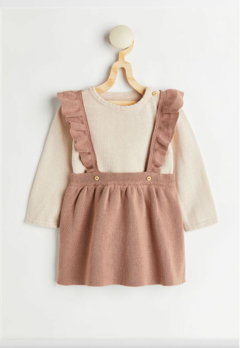 Best Brands to Shop Neutral Baby Clothes - The Mood Guide