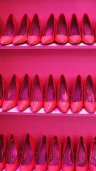 Baddie Aesthetic Wallpaper Ideas for iPhone - The Mood Guide