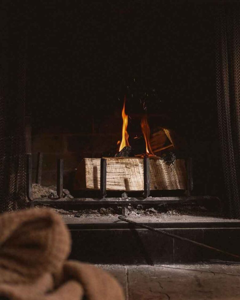 The Coziest Cabincore Guide to Scape into the Woods