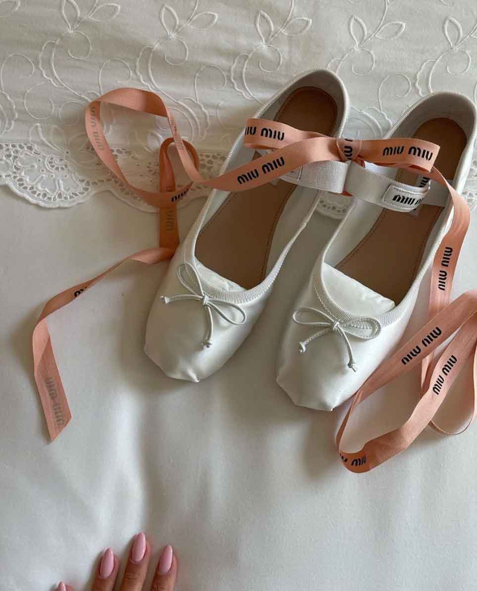 Dainty Ballerina Gifts for Adult Dancers - The Mood Guide