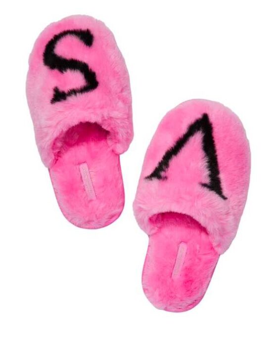 The Top 5 Softest Pink Fluffy Slippers To Feel Like Walking In Cotton ...