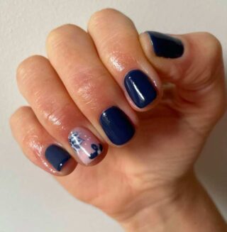 37 Navy Blue Nails To Try Even After January Blues Are Gone - The Mood ...