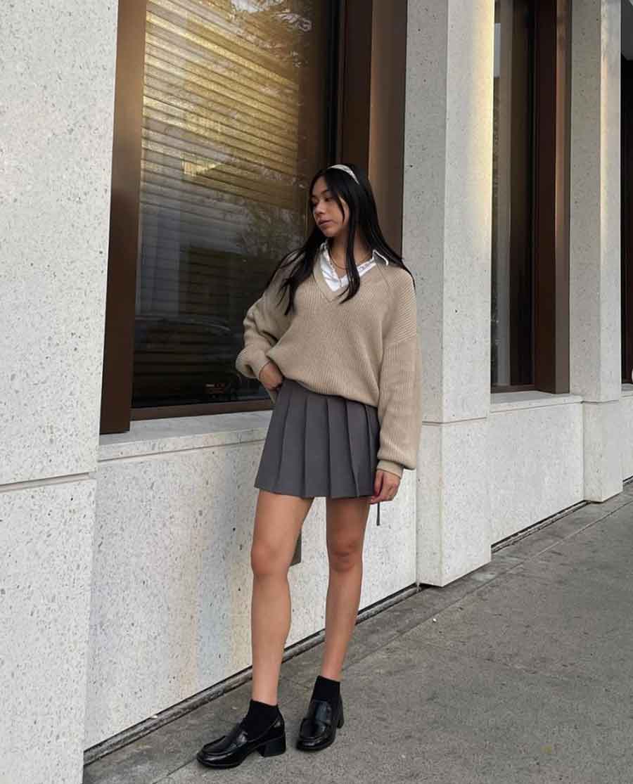 Light Academia Outfits Ideas (Plus the Best Fashion Brands)