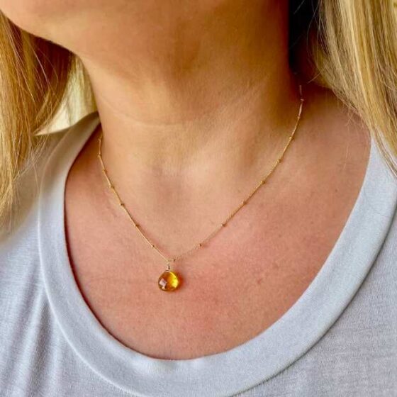 The Best Yellow Gifts Ideas To Spread Sunshine Year Round - The Mood Guide