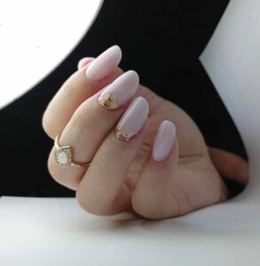 47 Coquette Nails Designs To Try Right Now - The Mood Guide