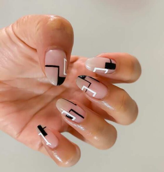 67 Nails Design With Lines, Swirls & Waves To Try Right Now - The Mood ...