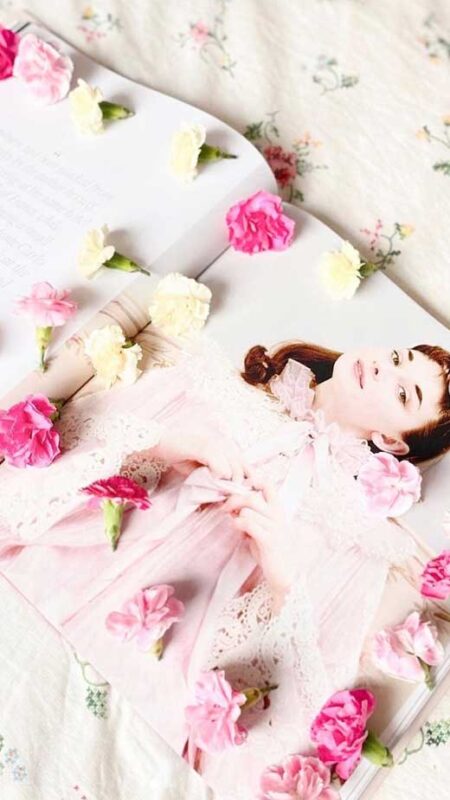 Coquette Wallpaper & Background Ideas for iPhone - The Mood Guide