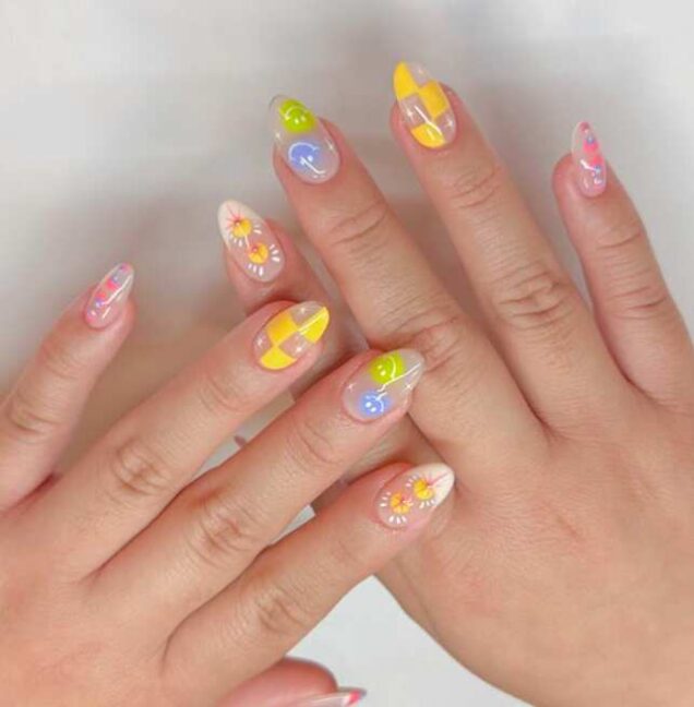37 Indie Nails Ideas & Designs To Try Right Now - The Mood Guide