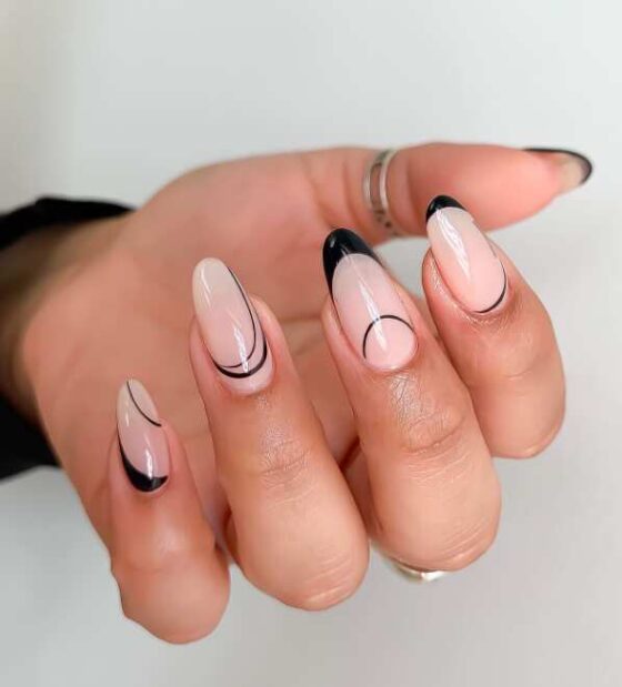 67 Nails Design With Lines, Swirls & Waves To Try Right Now - The Mood ...