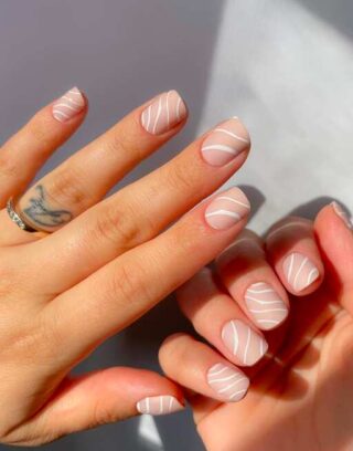 67 Nails Design With Lines, Swirls & Waves To Try Right Now - The Mood ...