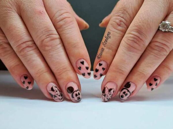 110+ Disney Nails Designs Ideas & Stickers To Inspire Your Trip to Disneyland - The Mood Guide