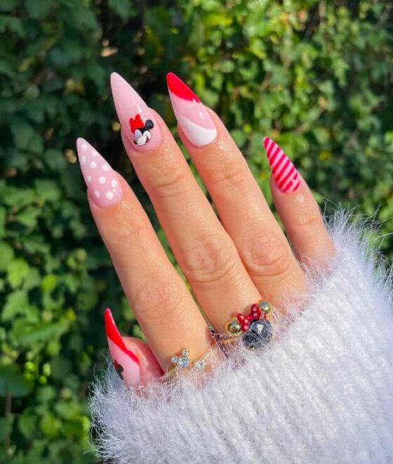 110+ Disney Nails Designs Ideas & Stickers To Inspire Your Trip to Disneyland - The Mood Guide