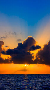 Breathtaking Wallpapers of Sunsets for iPhone - The Mood Guide