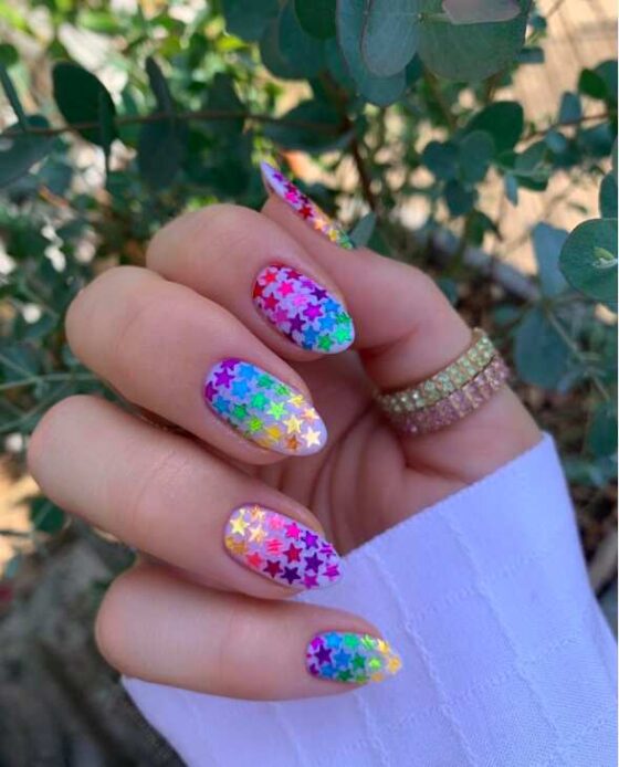 40+ Star Nail Designs To Try Right Now - The Mood Guide