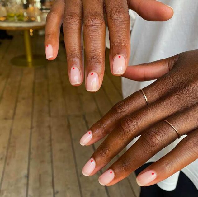 40+ Minimalist Nails Designs For A Chic Manicure - The Mood Guide