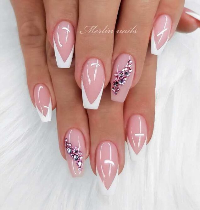 Rhinestone Nails: 33 Bling Designs & Sets For A Glamorous Manicure ...