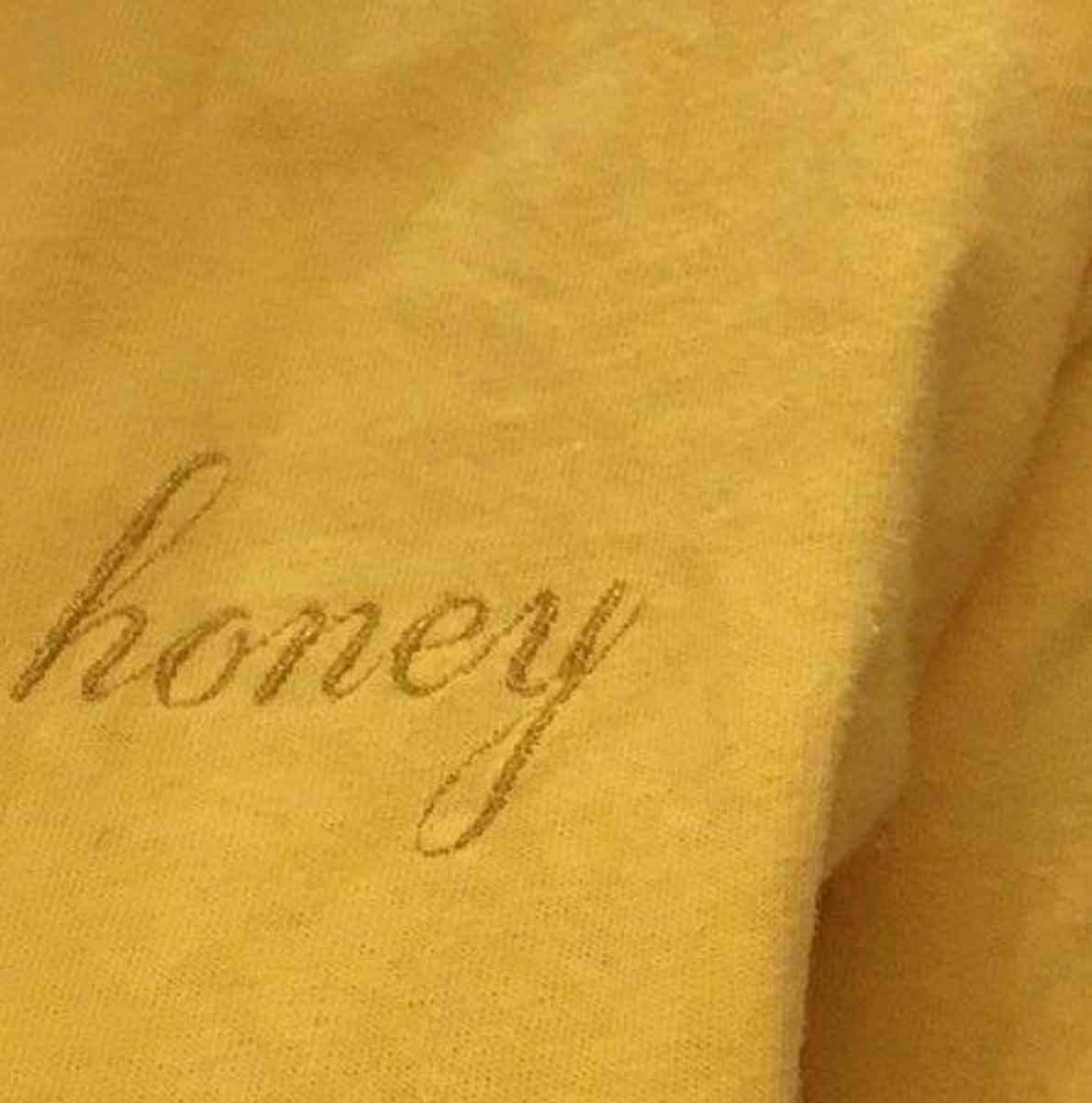 Honeycore, get Inspired by the Honey and Bee Aesthetics - The Mood Guide