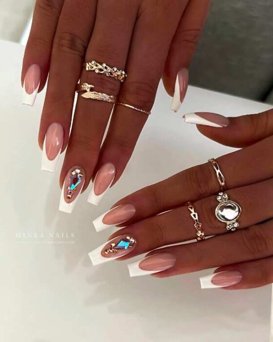 Rhinestone Nails: 33 Bling Designs & Sets For A Glamorous Manicure ...