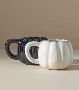 The Most Aesthetic Pumpkin Mugs To Warm Up Your Fall - The Mood Guide