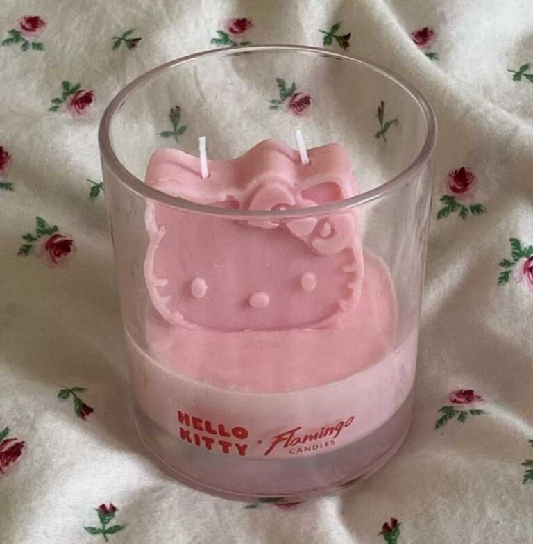 The Cutest Hello Kitty Aesthetic Guide (Outfits, Decor & lifestyle ...