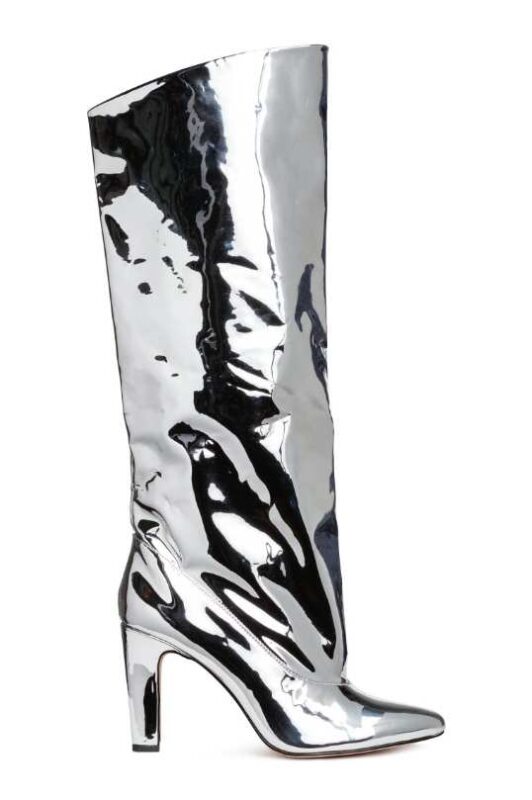 Metallic Boots Trend: How To Elevate Your Baddie Fall Outfits - The ...