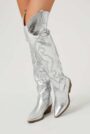 Metallic Boots Trend: How To Elevate Your Baddie Fall Outfits - The ...