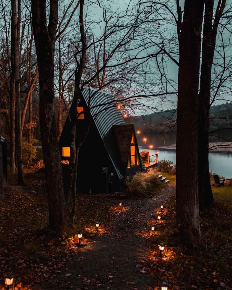 Brown Aesthetic Guide (Dark, Light, and Vintage Moods) - The Mood Guide