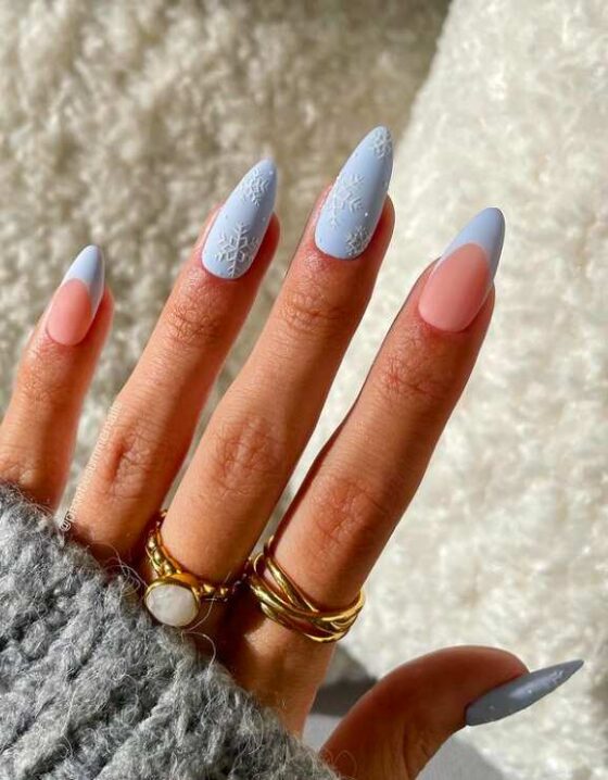 31 Classy Winter Nails To Try Right Now