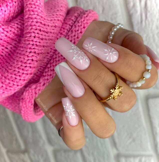 31 Classy Winter Nails To Try Right Now