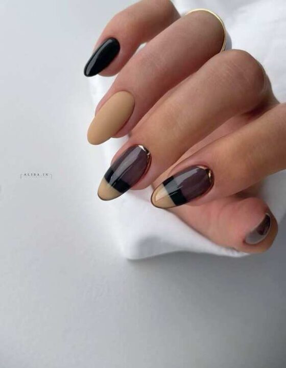 31 Classy Winter Nails To Try Right Now