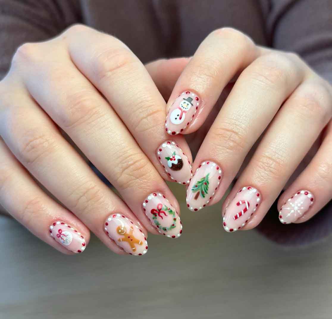Cute Christmas Nails for the Dearest Holiday Mani - The Mood Guide