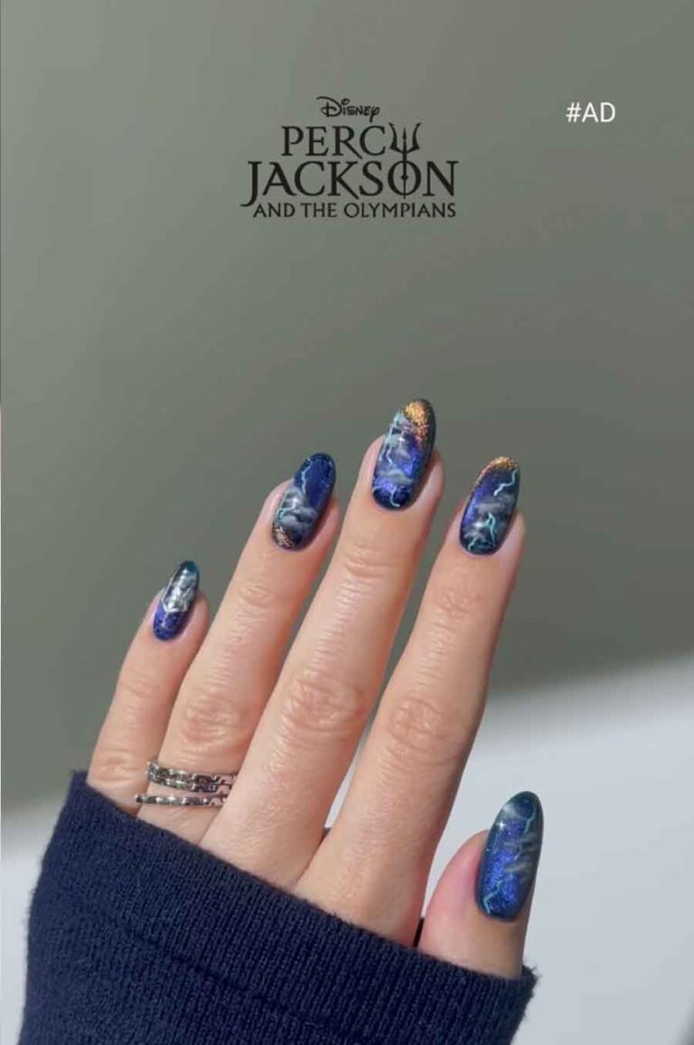 65+ Blue Nails With Designs + the Best Tutorials