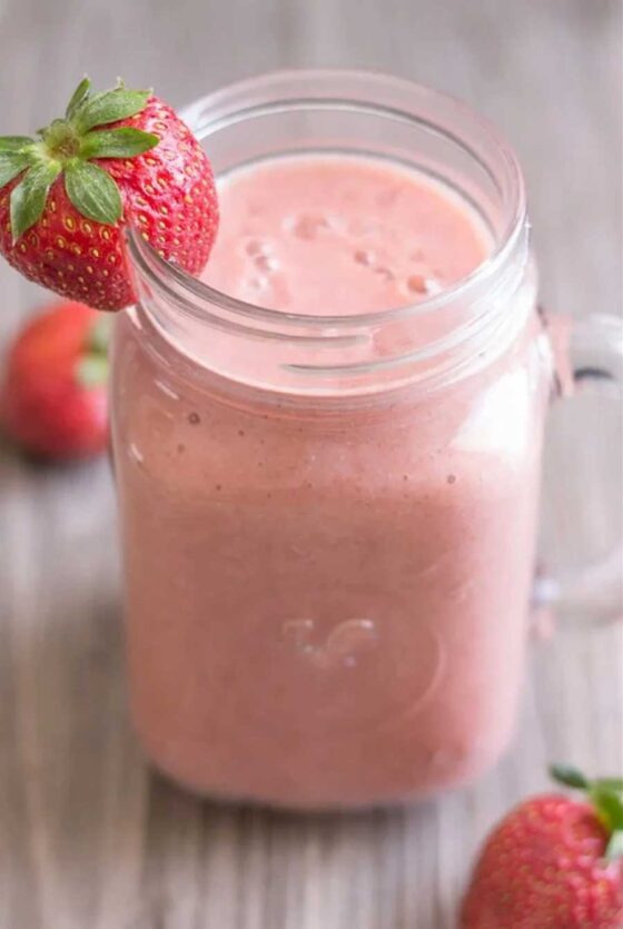 The Best Pretty in Pink Smoothie Recipes on the Internet - The Mood Guide